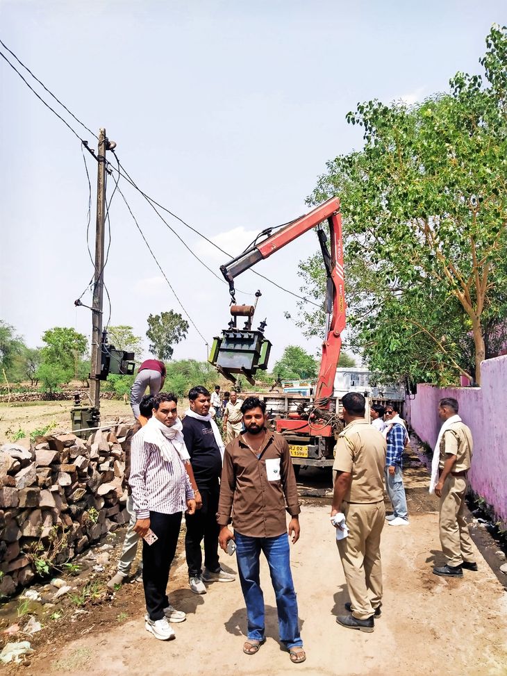 The team seized 11 transformers from 5 villages.