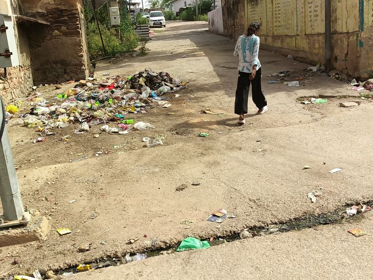 Garbage is not being collected daily in Basava Municipality, people are ...