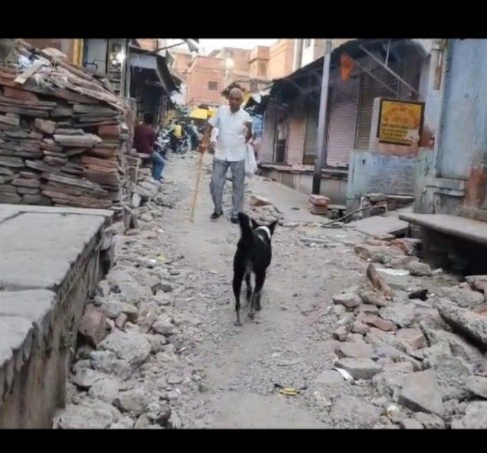 The road was not repaired after the pipeline was laid.