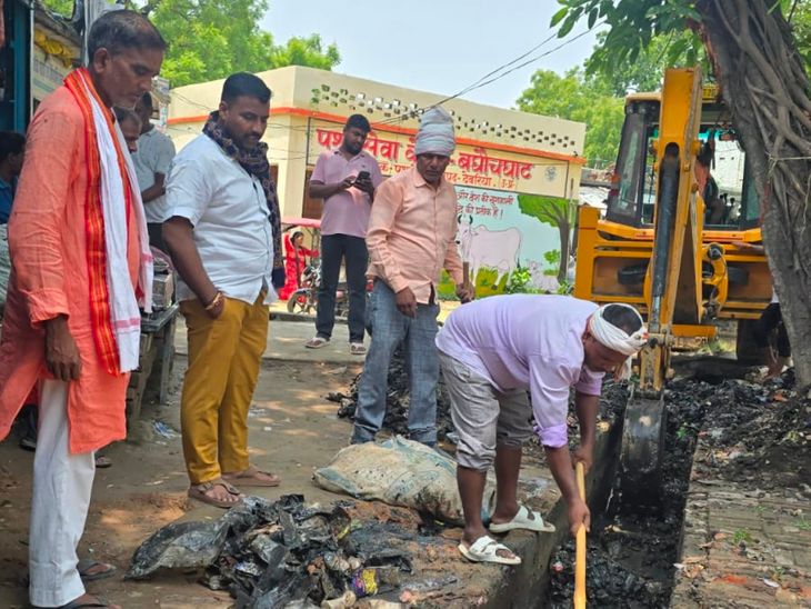 Baghauch Ghat Drain Cleaning Begins | Block Pramukh Subrat Shahi Directive
