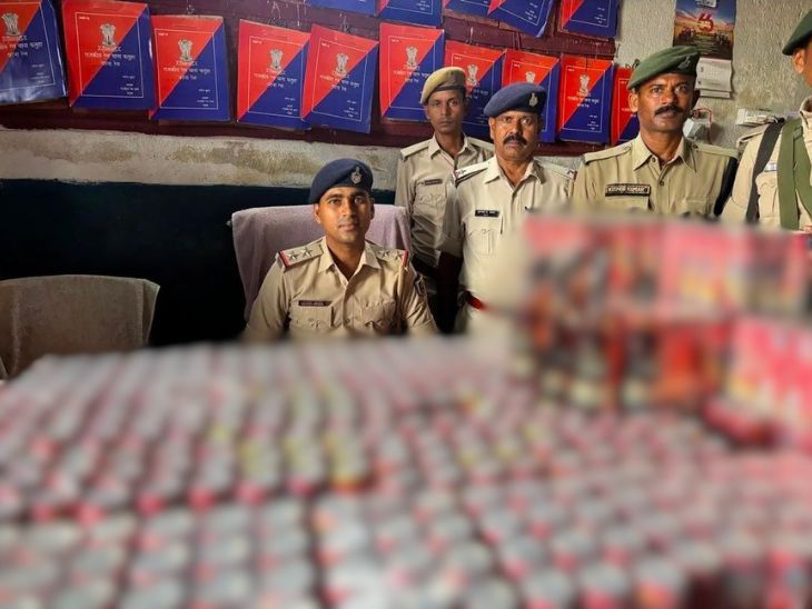 242 Liters Liquor Seized by Rail Police; Smuggler Flees via Chain Pulling
