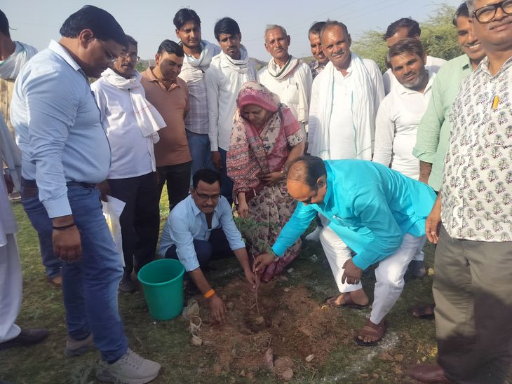 On completion of 12 years of Modi government, a pledge was taken to ...