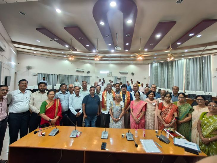 Bhansali takes charge of Red Cross again, becomes president in presence ...