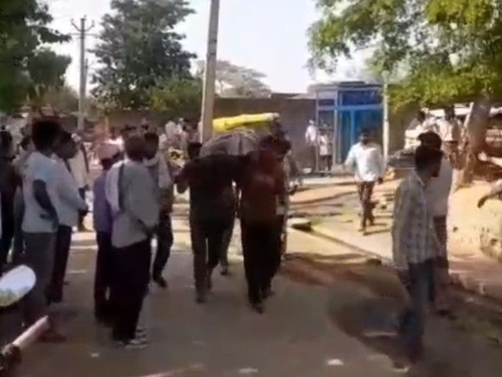 Bah Agra Woman Murder | Jewellery Loot Protest Funeral