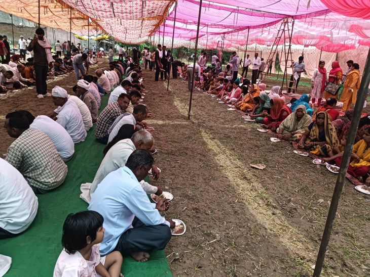 Baba Mohanram Ashram Bhandara: Thousands Enjoy Prasad, Police Present