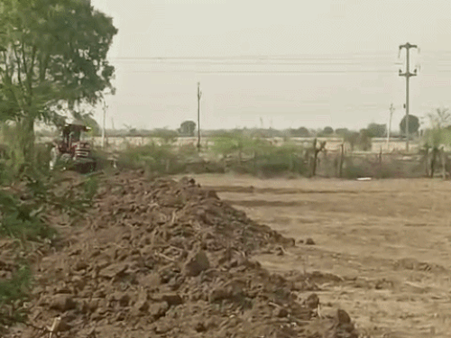 Chauth Ka Barwada Water Body Pal Excavated | Govt Jal Sanrakshan Campaign