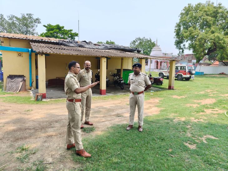 SP inspected five police stations and gave several strict instructions.