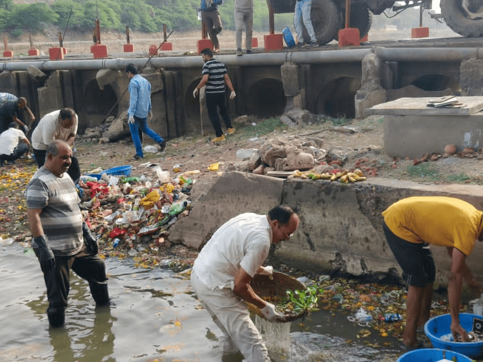 Mandsaur Shivna River Cleaning | Girls Participate in Shramdaan ...