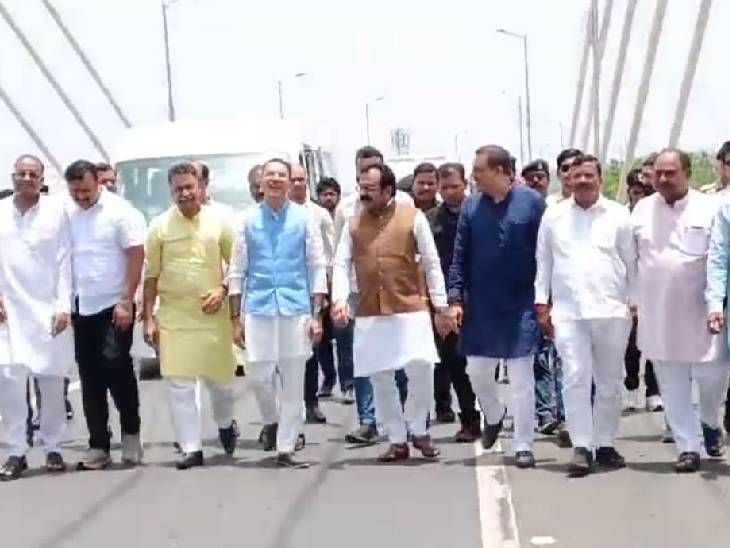 Jitin Prasada Visits Jabalpur Flyover, Calls it New Picture of Development