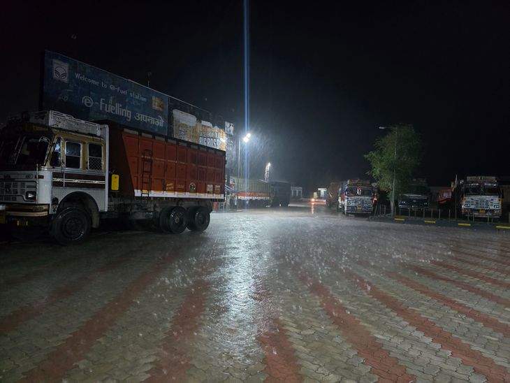 Nokha Rain Hailstorm | Farmers Hope Relief, Temperature Drop