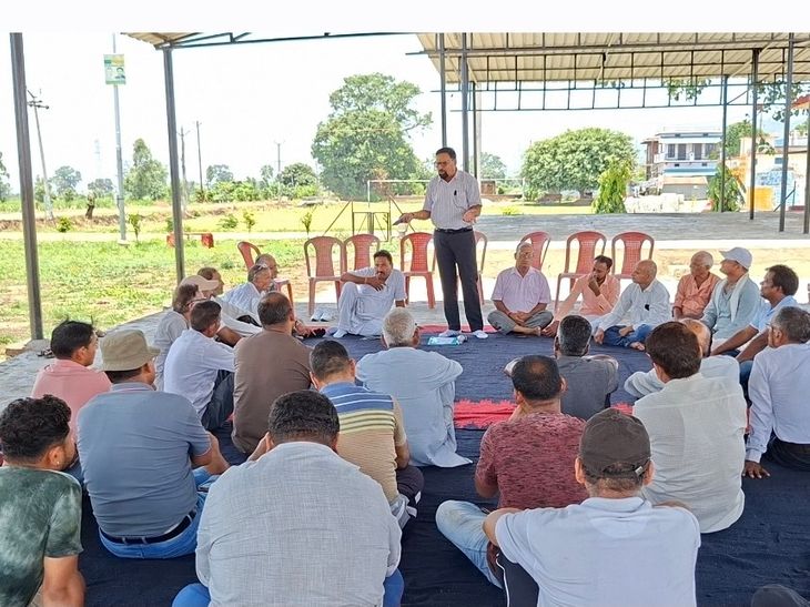 Bijnor Gram Panchayats Demand Uttarakhand Inclusion | Stir Intensifies