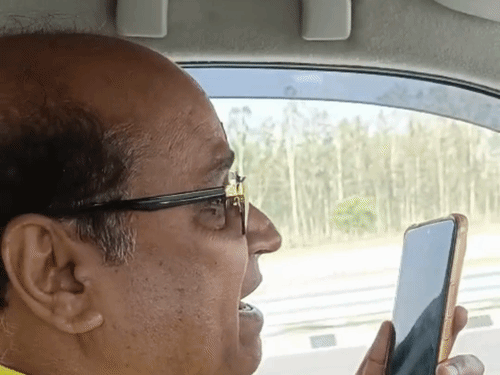 Kanpur BJP MLA Video: Irrigation Dept Scolded Over Canal Silt Dumping