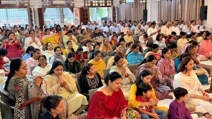 Thinking well of others reduces the sorrows of life: Sant Bedi
