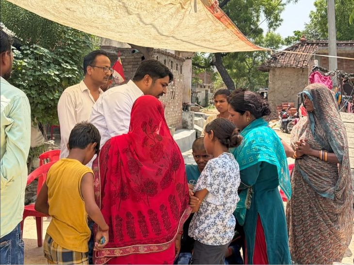 Amethi Line Worker Death: Mahesh Soni Aid to Family