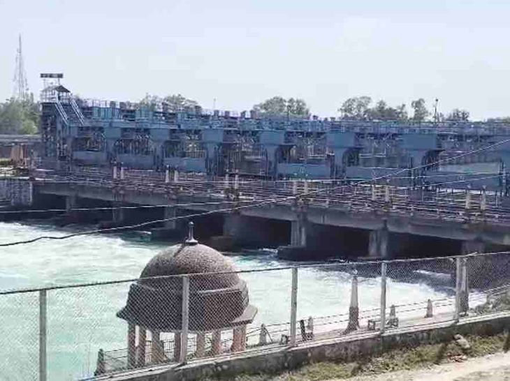 Bhakra Dam Water Level Rises to 1573.56 Ft; Alert Issued