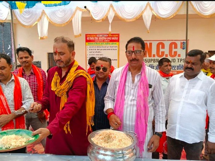 Rampur Sardha College Bhandara Prasad Grahan | Bade Mangal