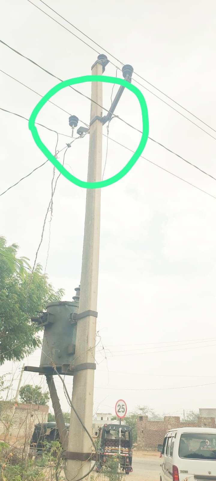 Danger of accidents due to dilapidated electric pole