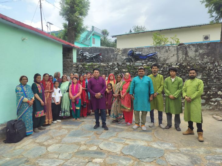 Chamoli Devar Khadora Voter Awareness | Nukkad Natak SIR Info