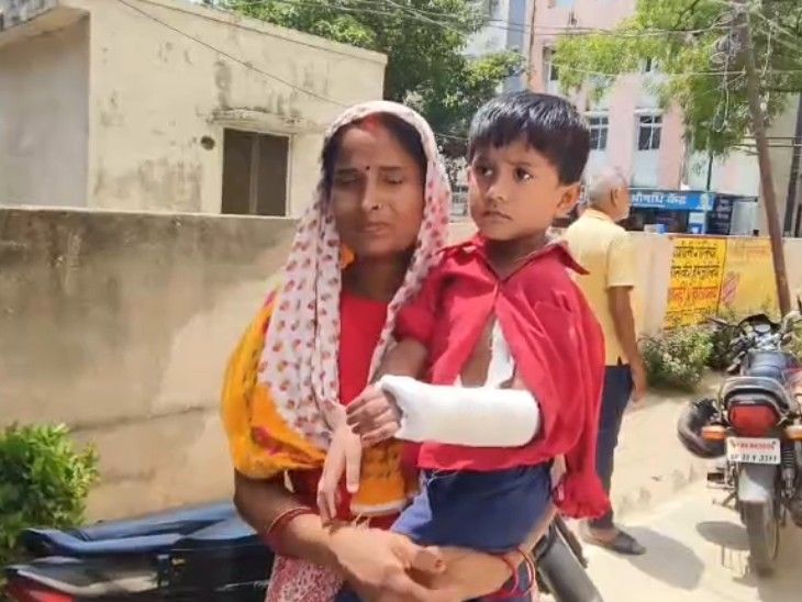 Deoria Medical College Negligence | Child Wrong Hand Plastered