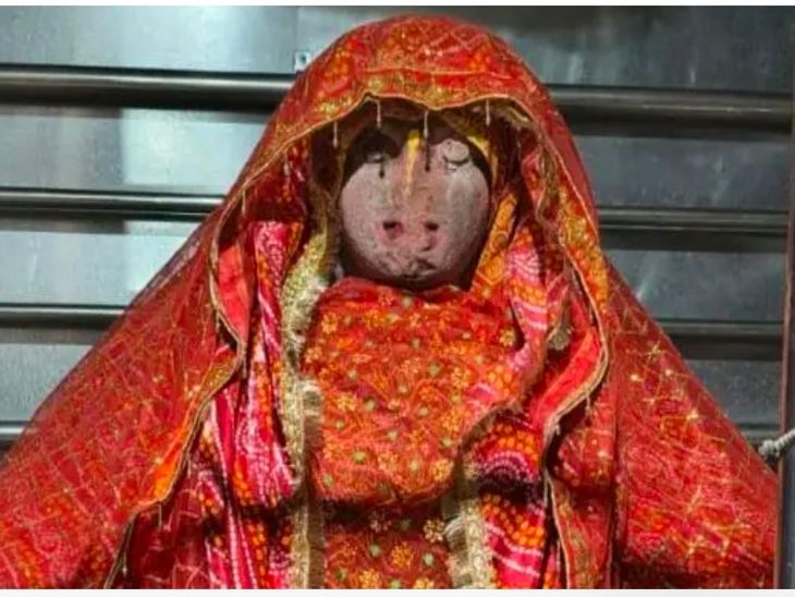 Varanasi Durga Temple Gold Mask Stolen | Police Probe Launched