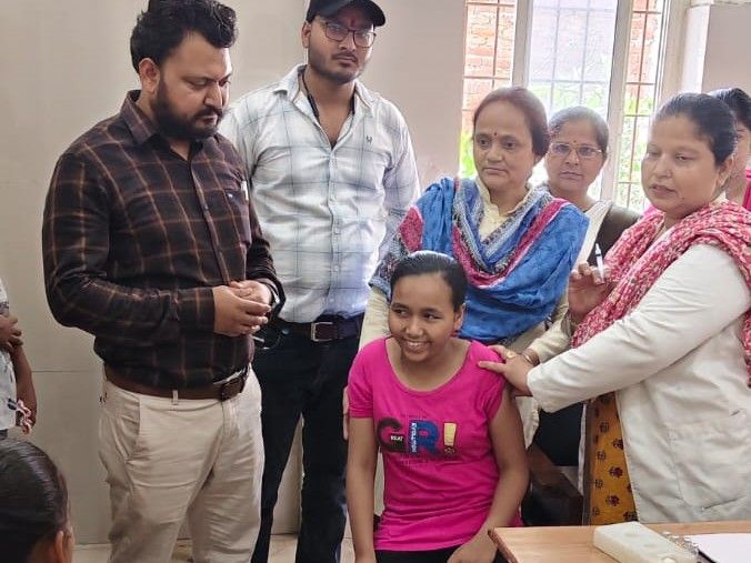 Aonla CHC Launches HPV Vaccination Drive for Cervical Cancer Prevention