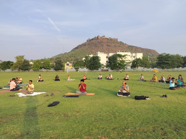 Raisen Yoga Day: 3000 Students at Sanchi, Bhimbetka