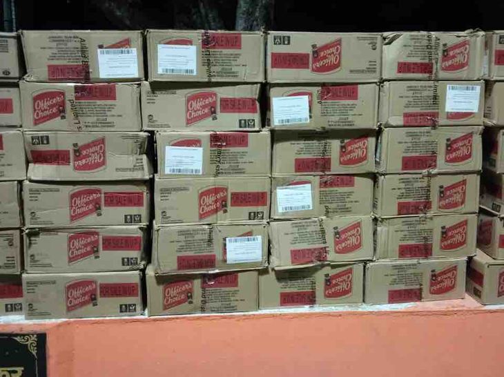 Bihar Police Seize 35 Booze Car | Samari Village Smugglers Flee