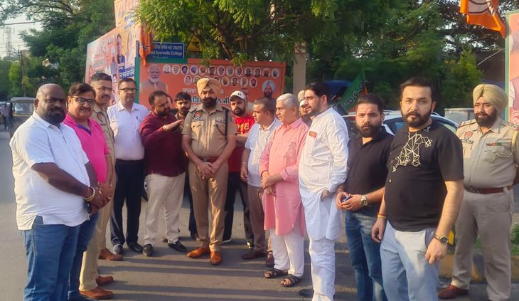 BJP discusses roadshow with police and administration