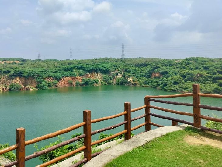 Delhi CM Rekha Gupta Yoga Asola Bhati Lake | Green Living Message