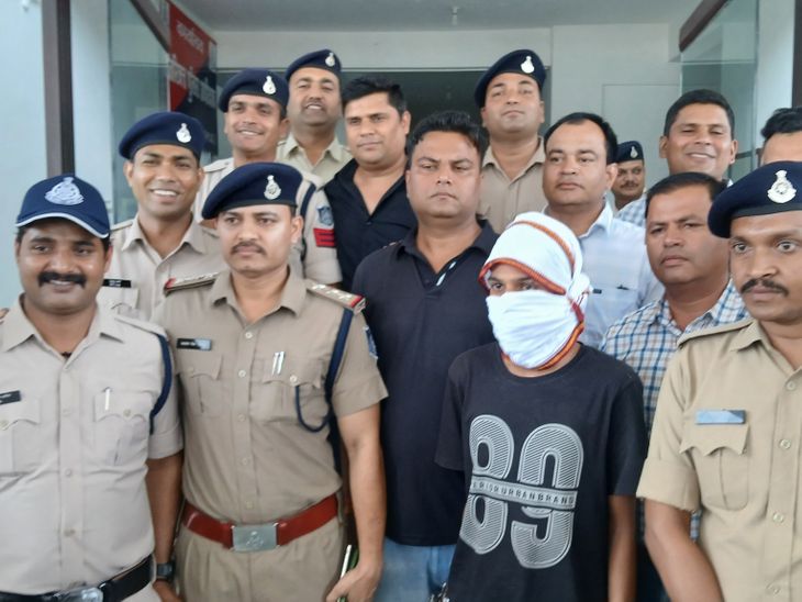 Mayank Sahu Murder Accused Yash Soni Arrested in Lalitpur | Sagar Crime