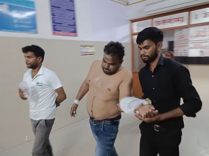 Farrukhabad Accident: Security Guard Fracture Arm, Admitted Lohia Hospital