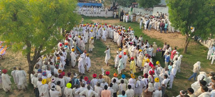 Hundreds of people from across the region came to enjoy the folk ...