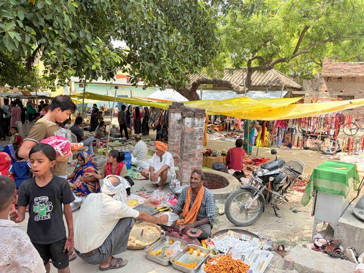 Pandey Baba Dham Sees Huge Crowd for Blessings | Sultanpur