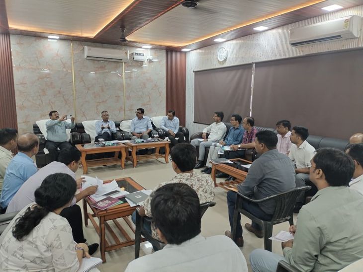 Emphasis on employment and skill development of youth