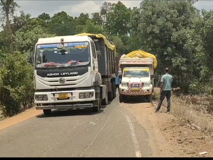 Umaria Traffic Jam | Mahaman Bridge Blocked; Haivva Diesel Shortage