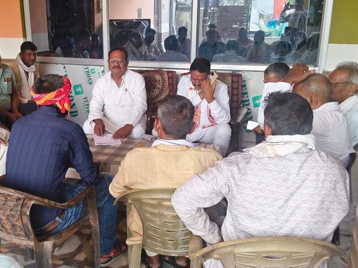 MP Hears Public Grievances in Baberu, Orders Quick Resolution