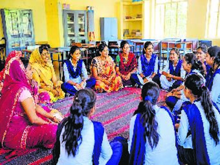 Mother groups will connect daughters who have dropped out of school ...