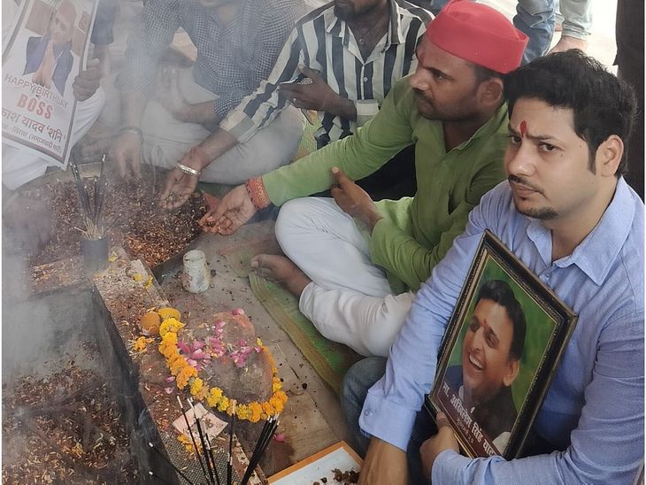 SP Workers Pray for Akhilesh Yadavs Long Life at Srinath Baba Temple, Moja