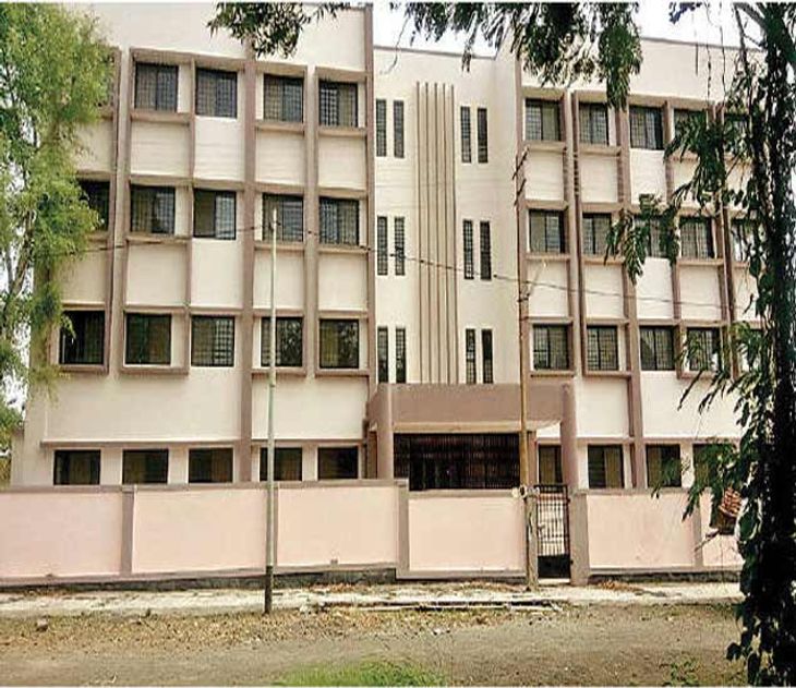 news about Minority girls hostel in solapur