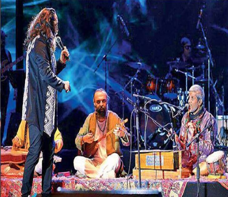 news about Sufi singer Pawan Naik | सुफी गायक पवन नाईक यांच्या गायकीवर ...