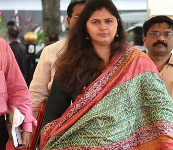 hc rejected six beed zp members membership | राष्ट्रवादीचे बीड जि.प चे ...