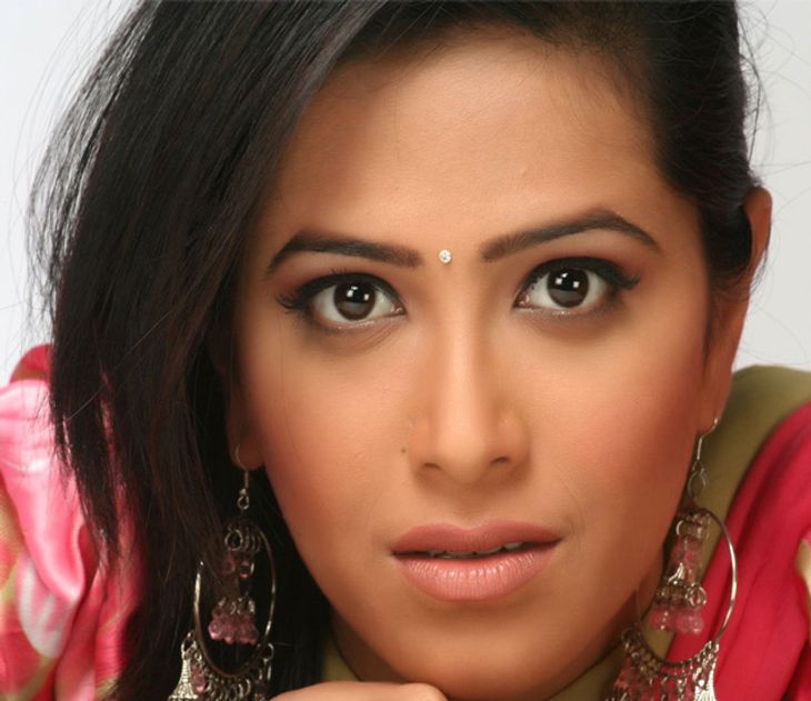 CONFIRM Sharmishta Raut Entry In Bigg Boss Marathi House बिग बॉस ...