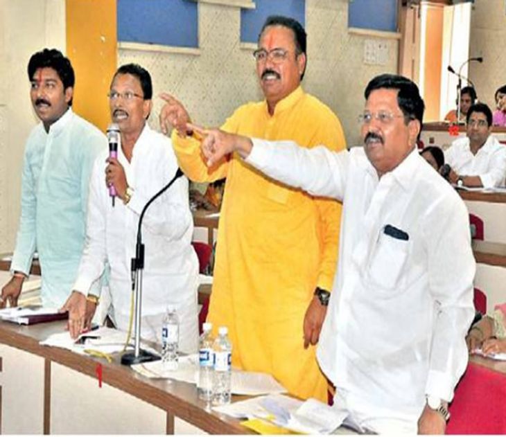 Demand to take action against Employees of the Irrigation Department ...