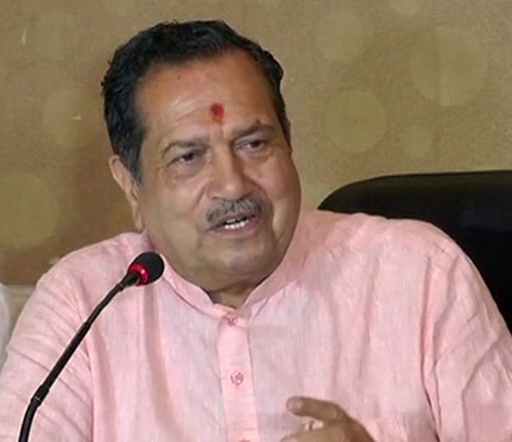 RSS Indresh Kumar Says Mob Lynchings Will Stop If People Dont Eat Beef | 'लोकांनी गोमांस खाणे ...