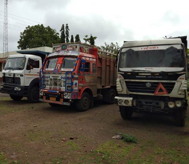 sand smuggler arrested in pimplener