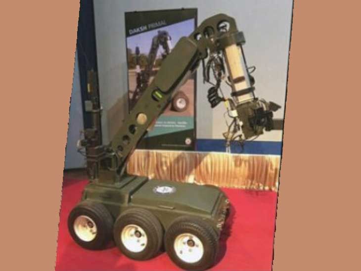 Meet the Latest Member of Team ROV DAKSH Robot in Pune Police