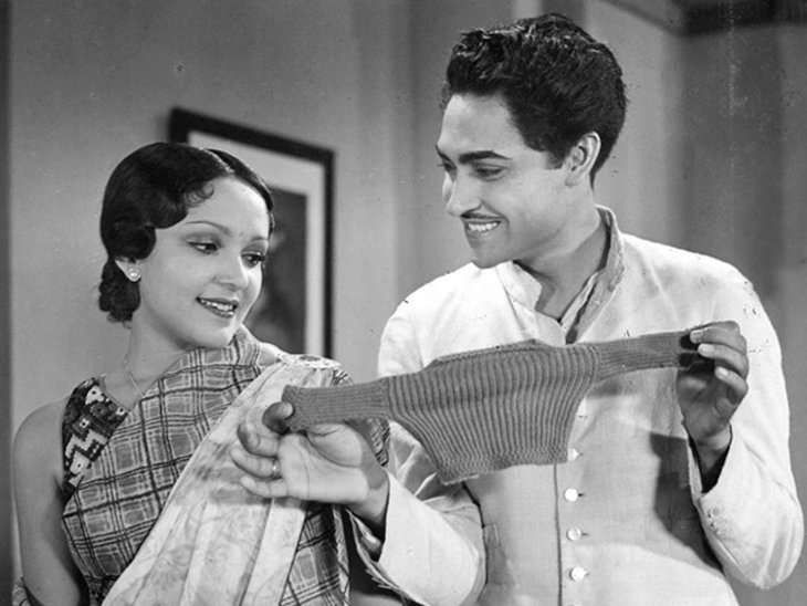 Birthday Special old pics of Dadamuni Ashok Kumar | इंडस्ट्रीमध्ये ...