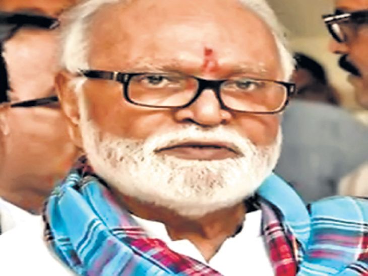 Sanjay Raut plays the role of Acharya Atre in establishing government ...