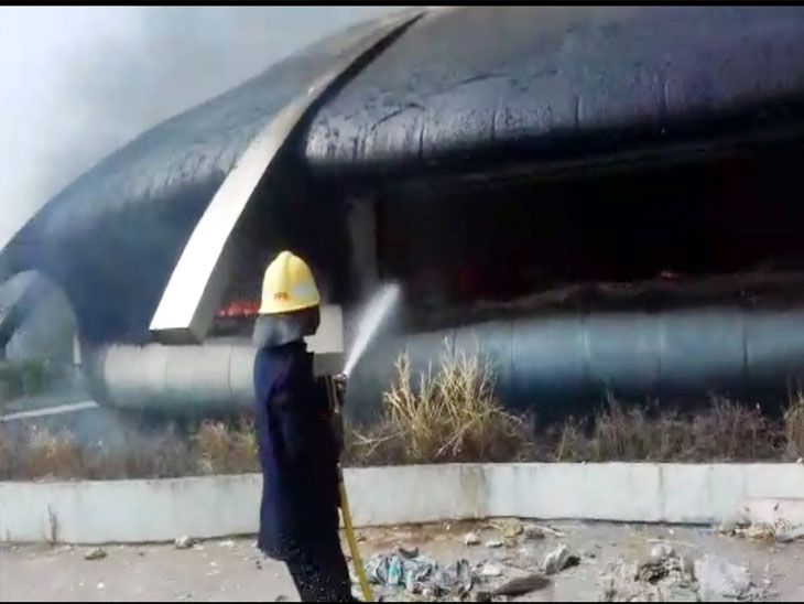 Pancard club building in Baner, Pune on fire news and updates