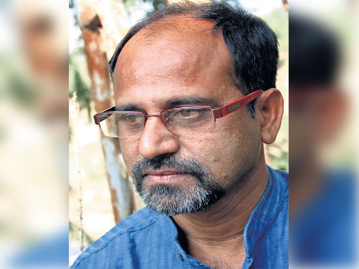 Poet Mani Mohan, the voice of the general public ...! | सामान्य जनतेचा ...